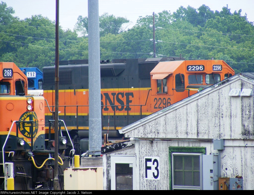 BNSF 2296